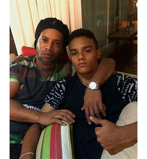 Quién Es Joao Mendes De Assis Moreira El Hijo De Ronaldinho Que Dejó Cruzeiro Y Fichará Por El