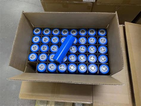 High Quality Lifepo4 Cylindrical Battery Cell 38121 32v 15ah Lithium