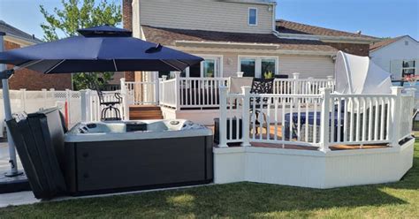 Decks Around Hot Tub Ideas