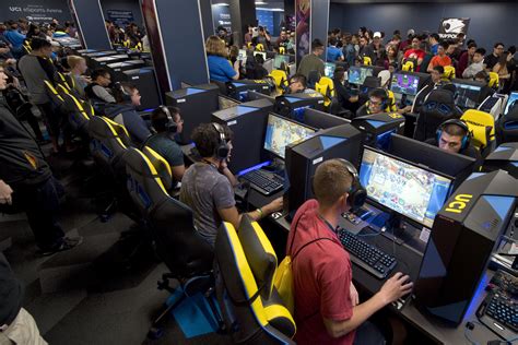 The Top Five Esports College Programs Firstpoint Usa