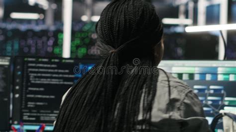 Data Center Software Developer Using Artificial Intelligence Deep