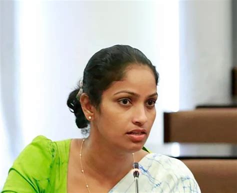 Trending Sri Lanka 🔥කියවන්නැතිව වැඩ කරන්නැයි ජනතාව දැන් අපට කියනවා අපි කියවන්නේ වැඩ කරමින්