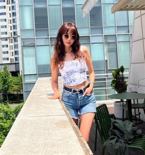 오윤아 크롭티핫팬츠 완벽 소화아이돌도 에누리 쇼핑지식 뉴스