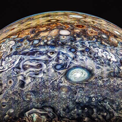 Jupiter Planet Real Pictures Whats In Jupiters Core Mission Juno