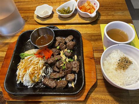 8500원짜리 비프 스테이크 정식 커뮤니티 게시판 기글하드웨어