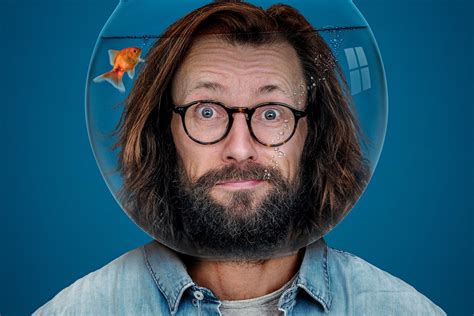 Anmeldelse Begrænset Udsyn Carsten Eskelund Teateranmeldelser På