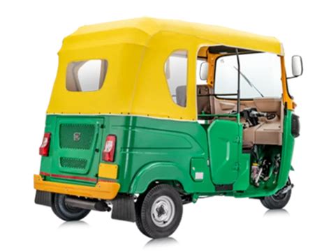 Bajaj Re Auto Cng Rickshaw Open At ₹ 265500 Ahmedabad Id 2850296544530