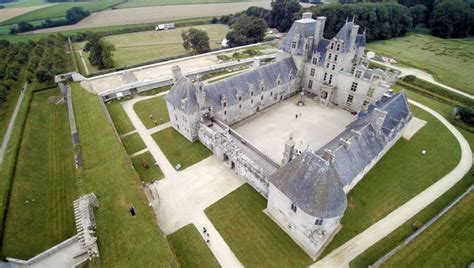 Quelle Est La Différence Entre Un Manoir Et Un Château Comprendre