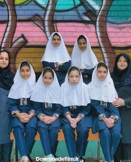 عکس دختر دبیرستانی با لباس مدرسه