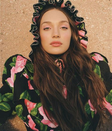 Maddie Ziegler Cosmopolitan 2022 Rcelebphotoshoots
