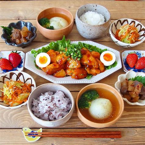 時短も節約も叶う♡これ1つで栄養満点「ボリュームおにぎり」15選 料理 レシピ 夜ご飯 料理
