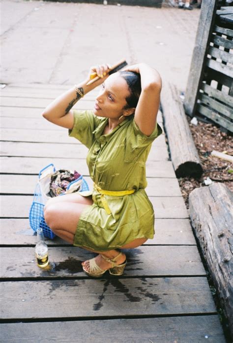 Ding Wenjie E La Sua Arte Eroticamente Lineare — Toh Magazine