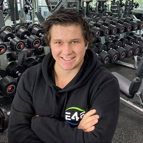 Brett Smith Twitter Instagram Facebook Linktree