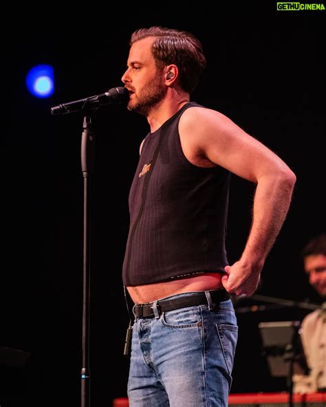 Jim Bakkum Wiki Biography Age Gallery Spouse And More