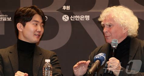 사이먼 래틀과 협연 앞둔 조성진 뉴스1