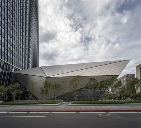 gallery of taipei nanshan plaza mitsubishi jisho sekkei 5