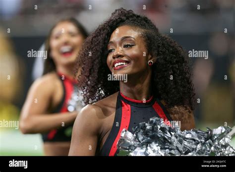 Atlanta Georgia Usa 11th Sep 2022 Atlanta Falcons Cheerleader On The Sidelines During The