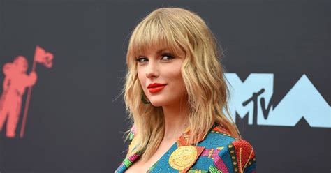 Stanford University Gets Ready For An Exciting Course On Taylor Swift Led By Passionate