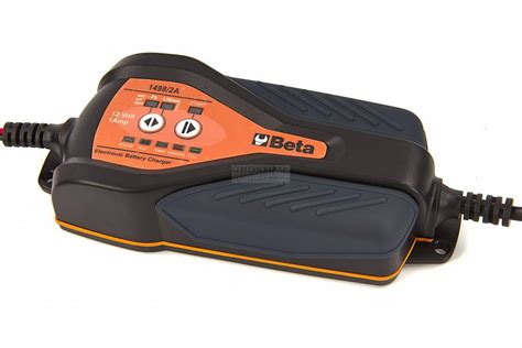 BETA Elektronische Batterijlader 12 Volt Gereedschapspecialist Nl