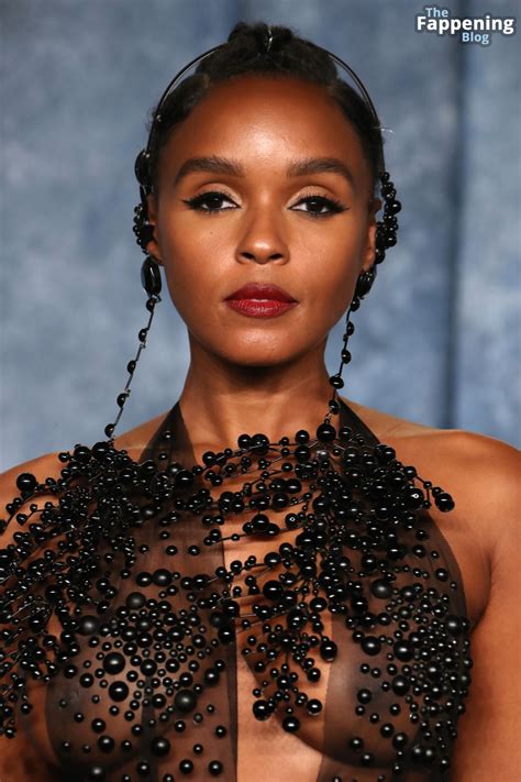 Janelle Monae Flashes Her Nude Boobs At The Vanity Fair Oscar