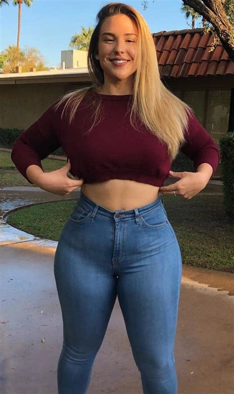 Pin By Big L On Beautiful Women 5 Plus Size Women Curvy Women