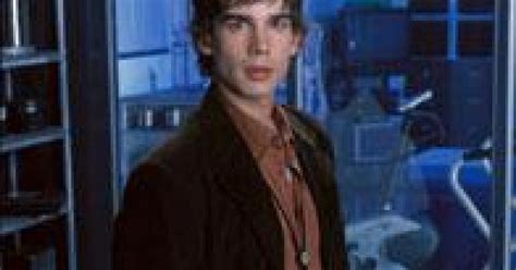 Jake 2 0 A Partir Du 24 Février Sur Série Club Premiere Fr