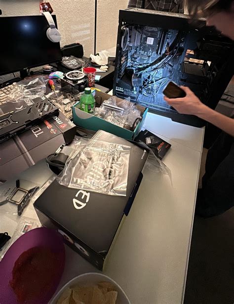 Red Cpu Light R Pcmasterrace