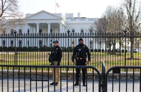 White House Put On Lockdown After Jets Scrambled Over Unauthorised