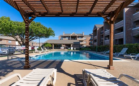 Trinity Trace Thrifty Apartments