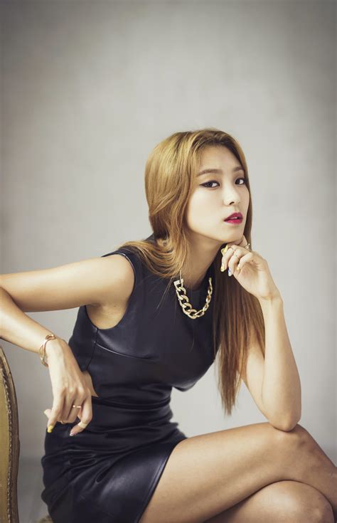 Sistar στο Esquire Σεπτεμβρίου I Say Myeolchi K Pop In Greek