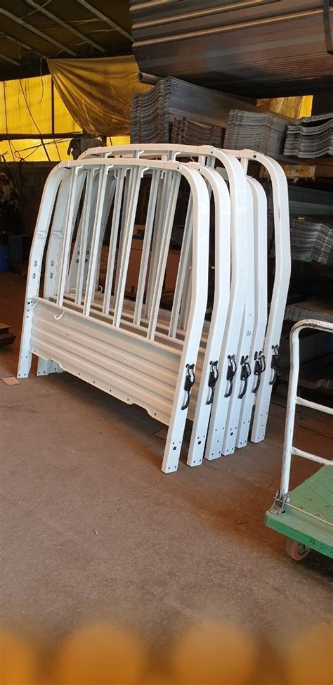 마이티적재함문짝 E마이적재함문짝 마이티적재함날개 E마이적재함날개 5톤적재함 봉고3적재함문짝 포터2적재함문짝 중고적재함문짝 자동차문짝 화물차문짝 후미등 마이티적재함 E마이