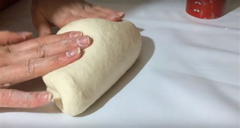 1 чаша кисело мляко и 2 брашно и хляб не купувам вече от магазина по цяла седмица За Жената