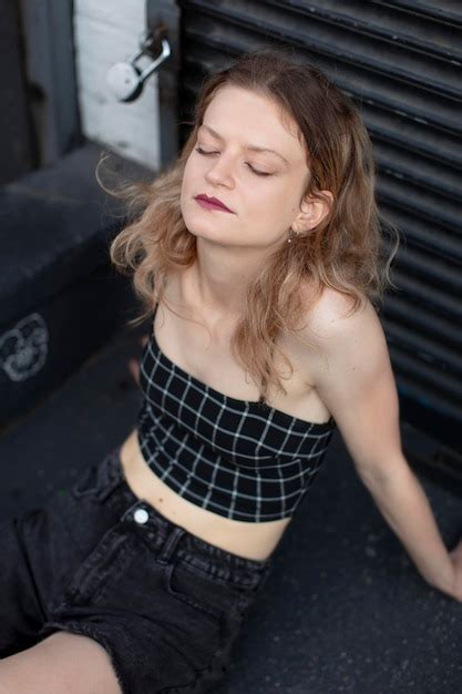 14 Jahre Maedchen Nackt Bilder Kostenloser Download Auf Freepik