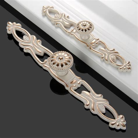 Ручки для шкафов длинные 52 фото