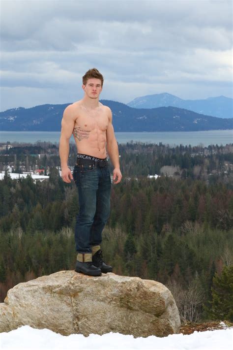 Favorite Hunks And Other Things Tuesday April 5 2016
