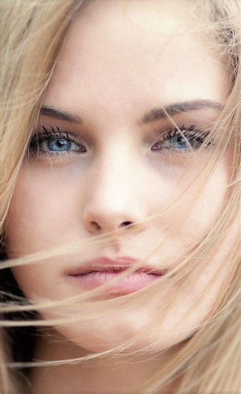 Hübsche Blonde Dame Lovely Eyes Stunning Eyes Beautiful Lips Pretty