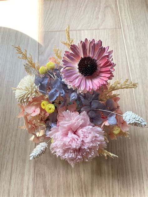 體驗零基礎永生康乃馨插花體驗課程 DIY 手作體驗 La Flor Dorada 錵 花藝設計植栽 花藝人氣榜 Pinkoi