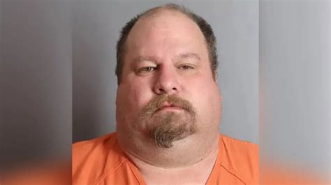 El Ins Lito Argumento De Un Condenado Por Abuso A Su Hijastra Que Dej At Nitos A Fiscales En