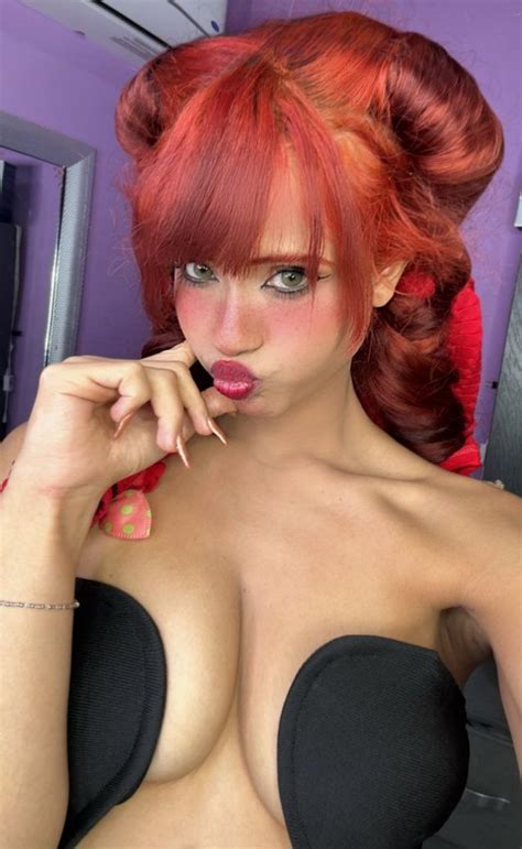 Whos This Cute Redhead 1 Reply 1541305 ›