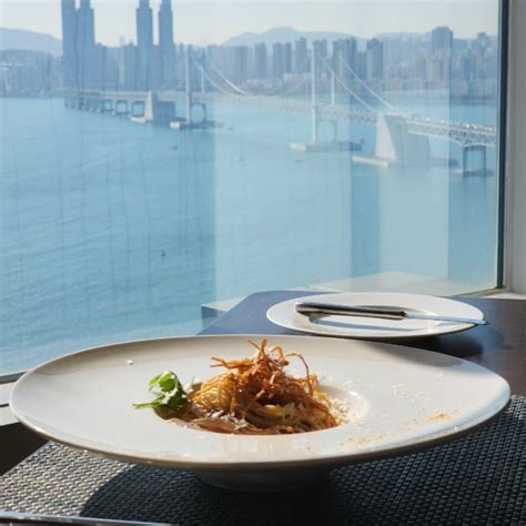 해운대 레스토랑 끝내주는 광안뷰 한화리조트 해운대 클라우드32 네이버 블로그