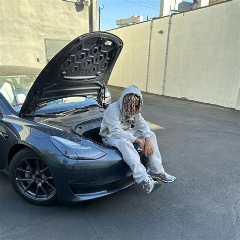 Sofaygo Outfit From November 26 2023 Whats On The Star