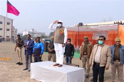 दो दिवसीय जनपद स्तरीय खुली ग्रामीण खेलकूद प्रतियोगिता काप्रतियोगिता का उदघाटन विधायक वीरेन्द्र