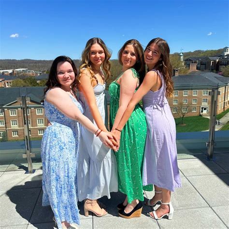 Julia Danner Juliannedannerr • Instagram Photos And Videos