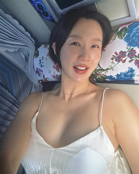 Youtube 검색 티니위미 Tnwmm 구독♡ 인스타보고 찾아갔던곳ㅋㅋ 명품도 기타 브랜드도 70~80프로나 할인된가격인게 넘나 신기했어요 탁이랑 구경갔는데 저희