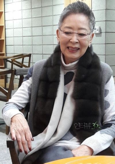 [인터뷰] 한국영화 대표 미녀배우 김지미 보통 여자로 행복하게 사는 이유 네이버 포스트