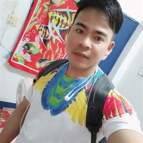 Sim Pheary ភារី Kirivôngs