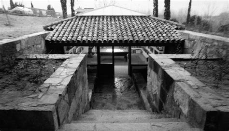 La Macarrona — Obsessive Collectors Archive