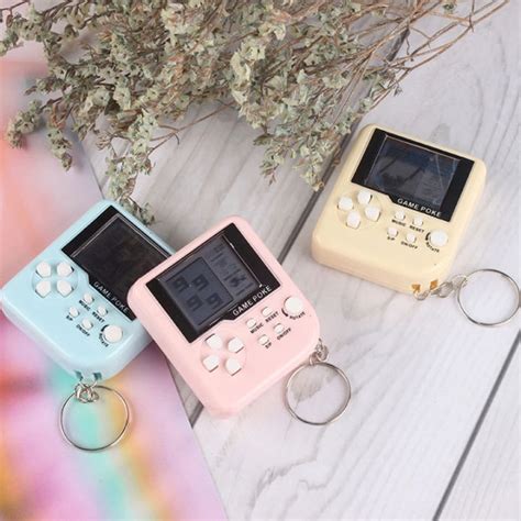Mini Classic Game Machine Retro Nostalgic Game Console With Keychain