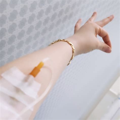 황여사 황지현 릴스 홍보 영상 정보 재미 갬성 작가 링거의힘 모르시나요~🎶 갑자기 화장실과 친해지기 💩 또 왜 그랴