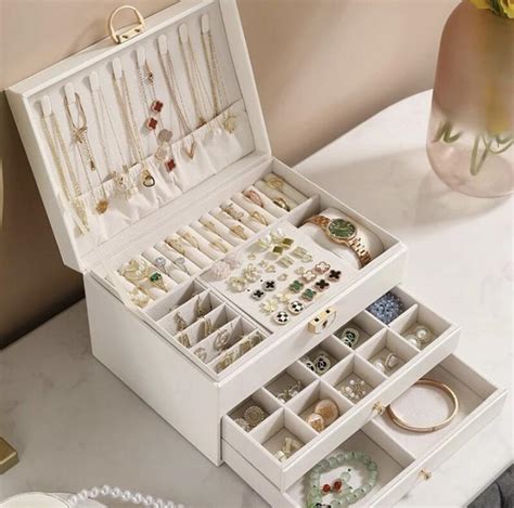 Велика біла скринька для прикрас ромби — ціна 1200 грн у каталозі Органайзери Купити товари